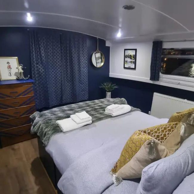 11 Best Places to Stay in Windsor